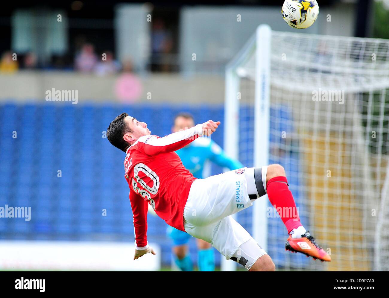 Lee novak football hi-res stock photography and images - Alamy