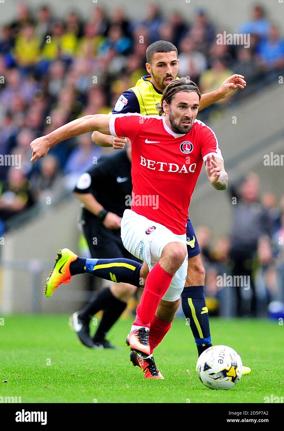 Charlton Athletic's Ricky Holmes in action Stock Photo - Alamy
