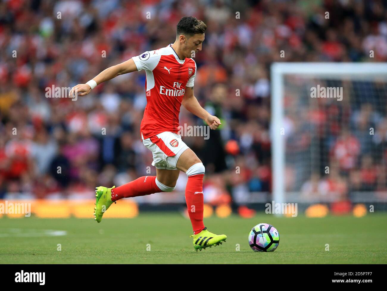 Mesut Ozil, Arsenal Stock Photo - Alamy