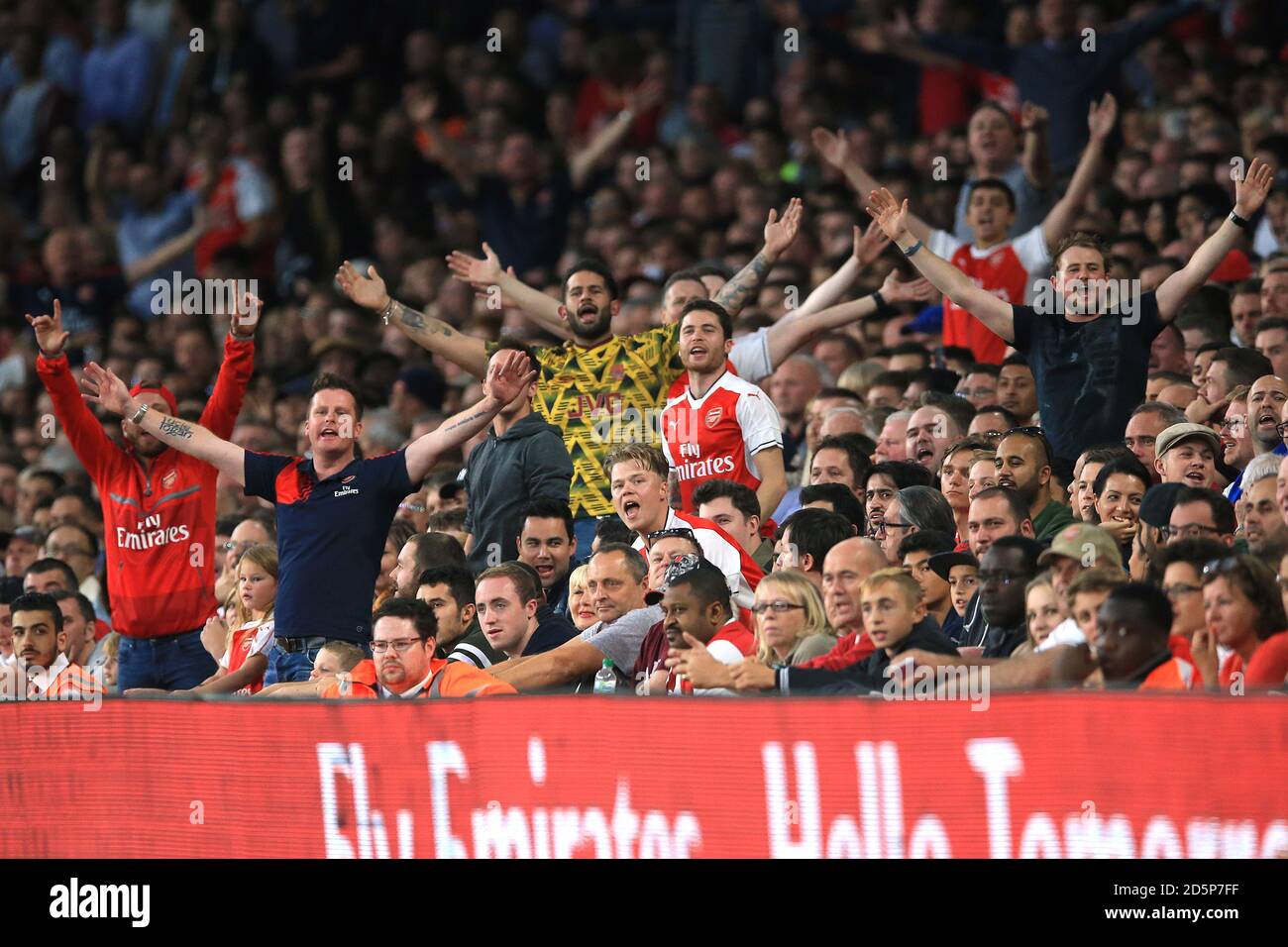 Arsenal fans in the stands at the Emirates Stadium Stock Photo - Alamy