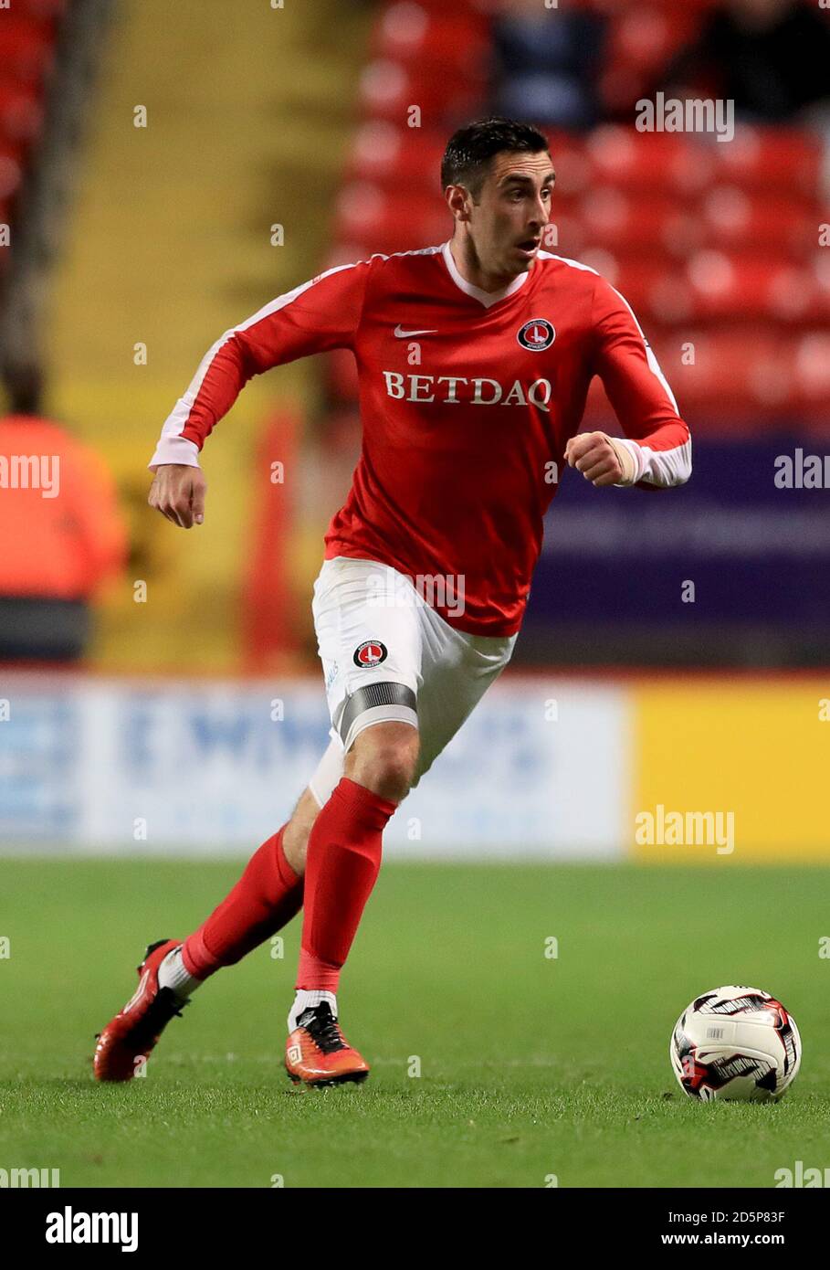 Lee novak football hi-res stock photography and images - Alamy