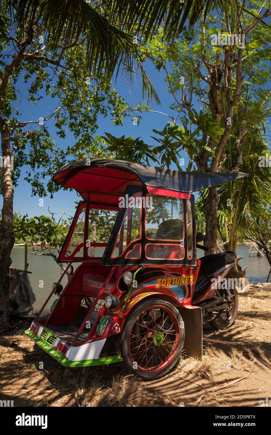 Motorcycle rickshaw hi-res stock photography and images - Alamy