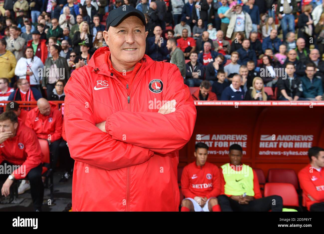 Charlton Athletic manager Russell Slade Stock Photo - Alamy