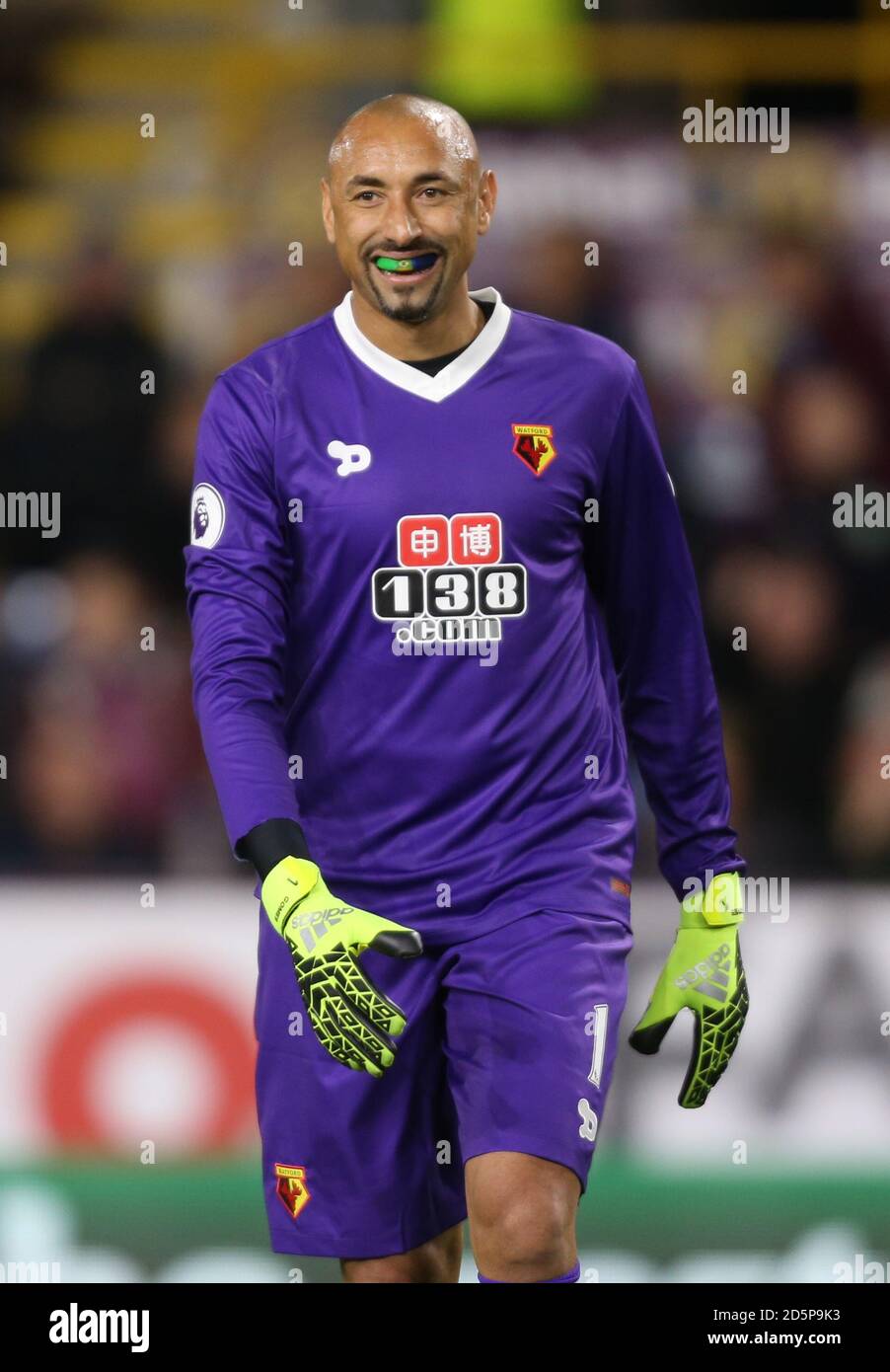 Watford goalkeeper Heurelho Gomes Stock Photo - Alamy