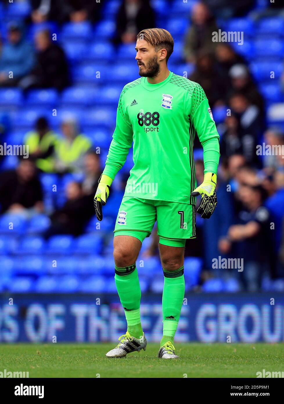 Birmingham City goalkeeper Adam Legzdins Stock Photo - Alamy