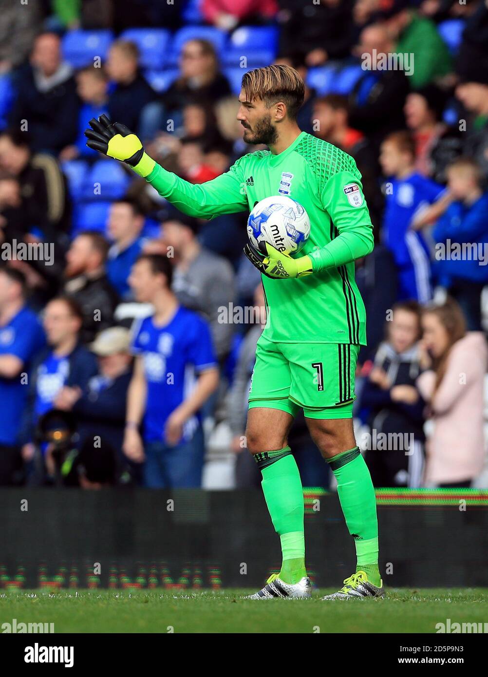 Birmingham City goalkeeper Adam Legzdins Stock Photo - Alamy