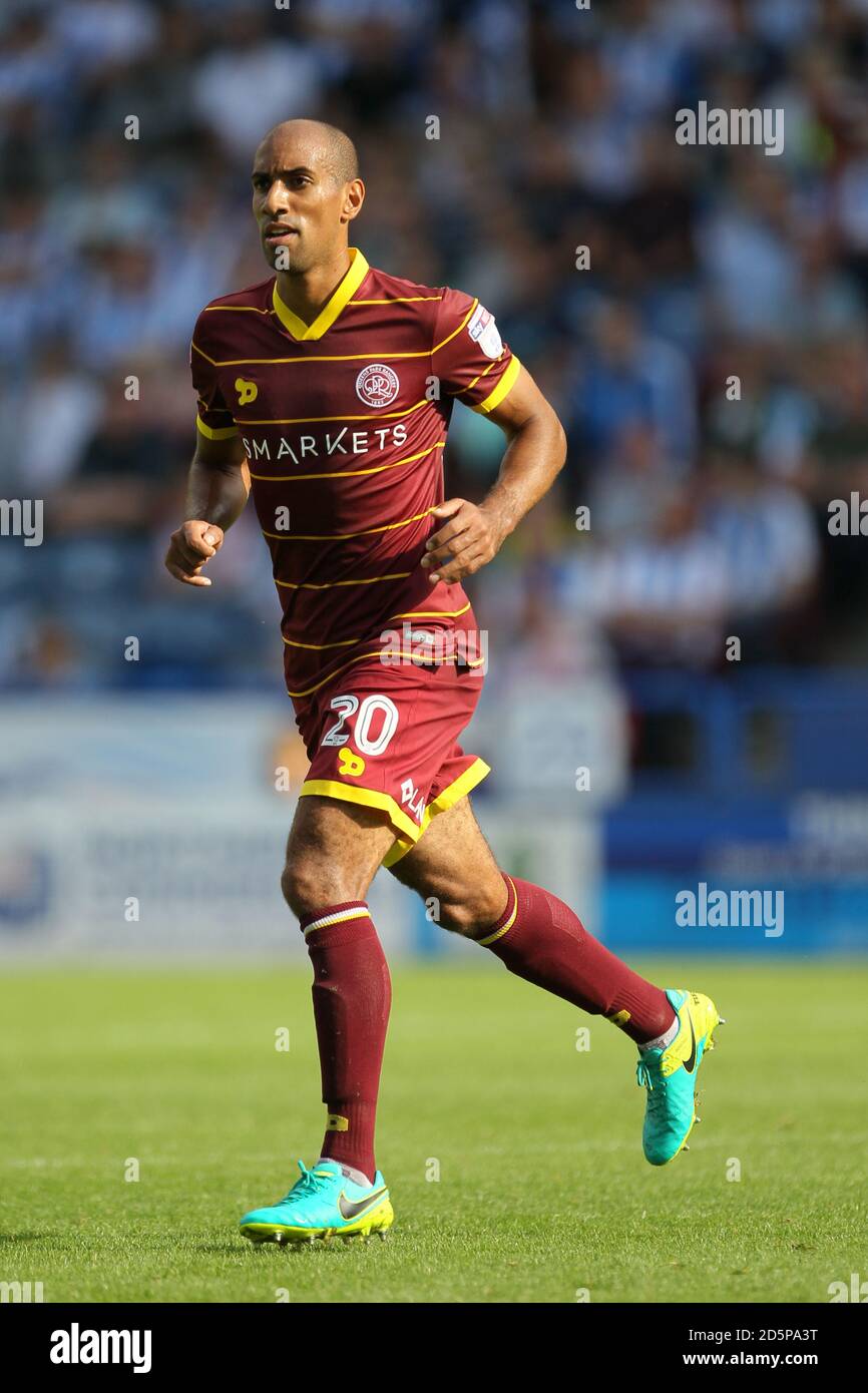 Queens Park Rangers' Karl Henry Stock Photo - Alamy