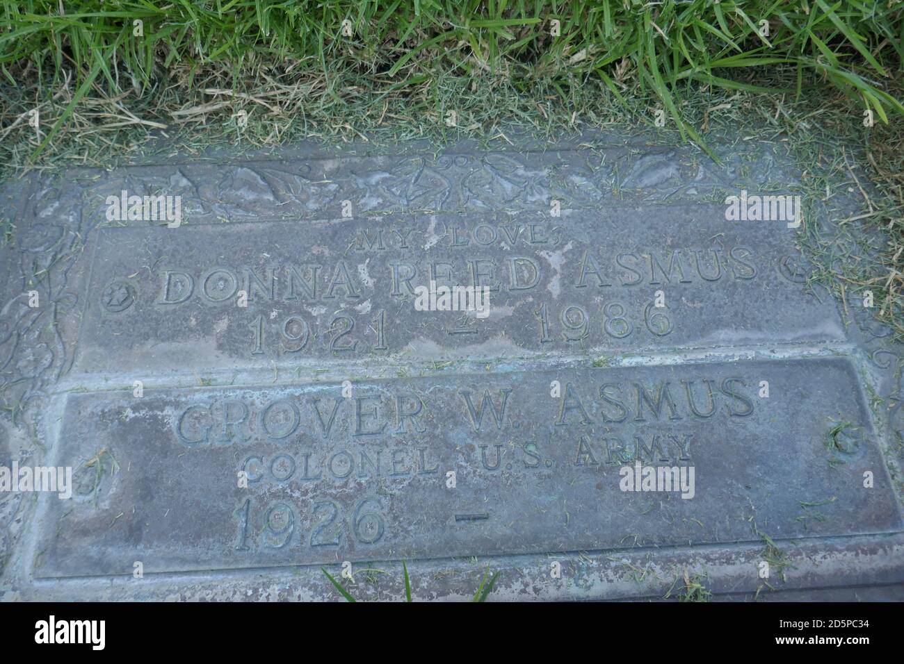 Donna Reed Actress High Resolution Stock Photography and Images - Alamy