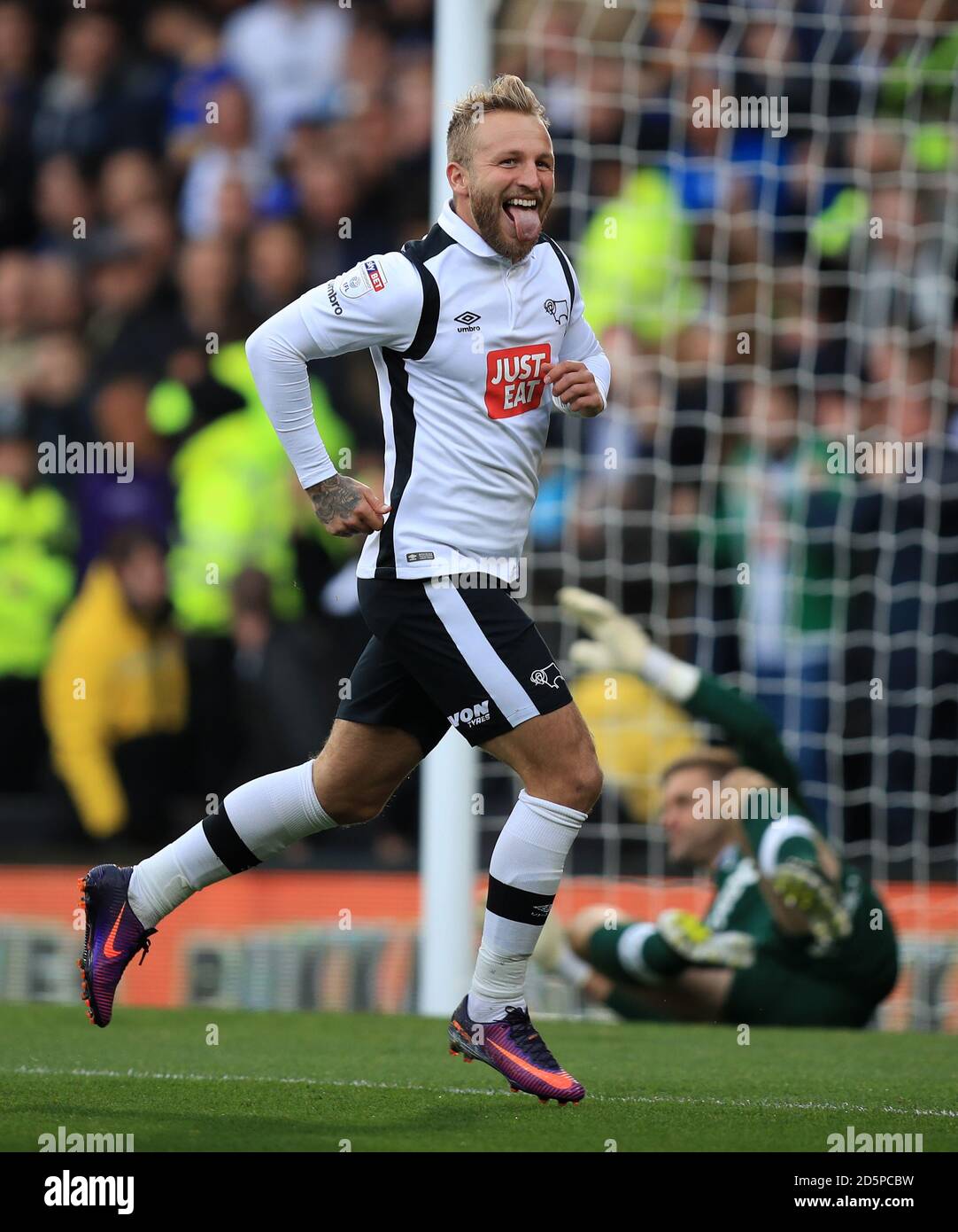Derby countys johnny russell celebrates goal hi-res stock photography ...