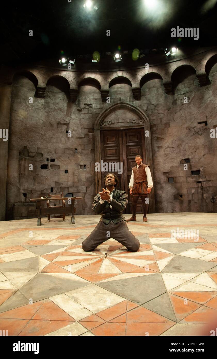 Othello by william shakespeare hi-res stock photography and images - Alamy