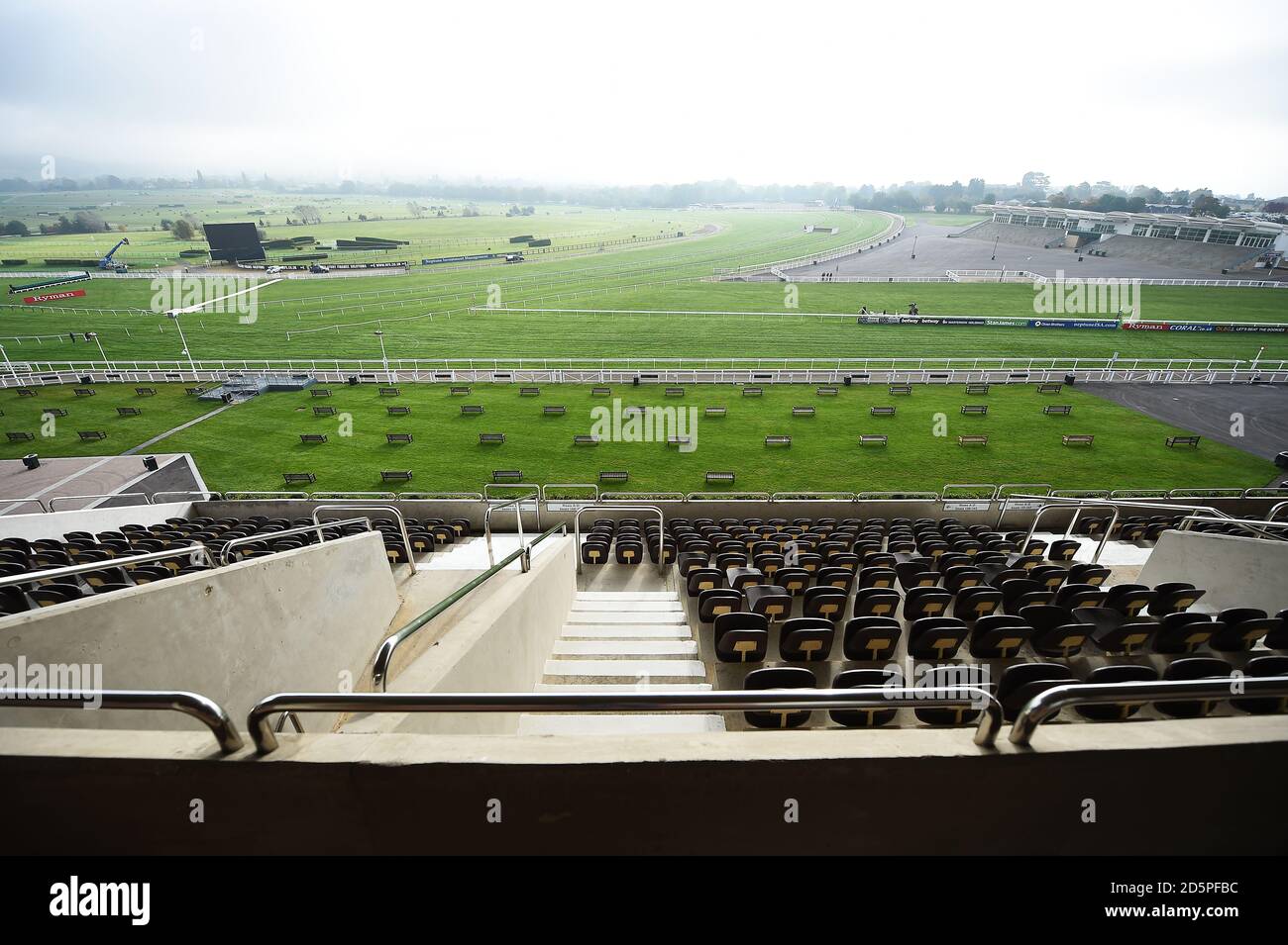 A general view from Hatton's Grace Room at Cheltenham Racecourse Stock ...