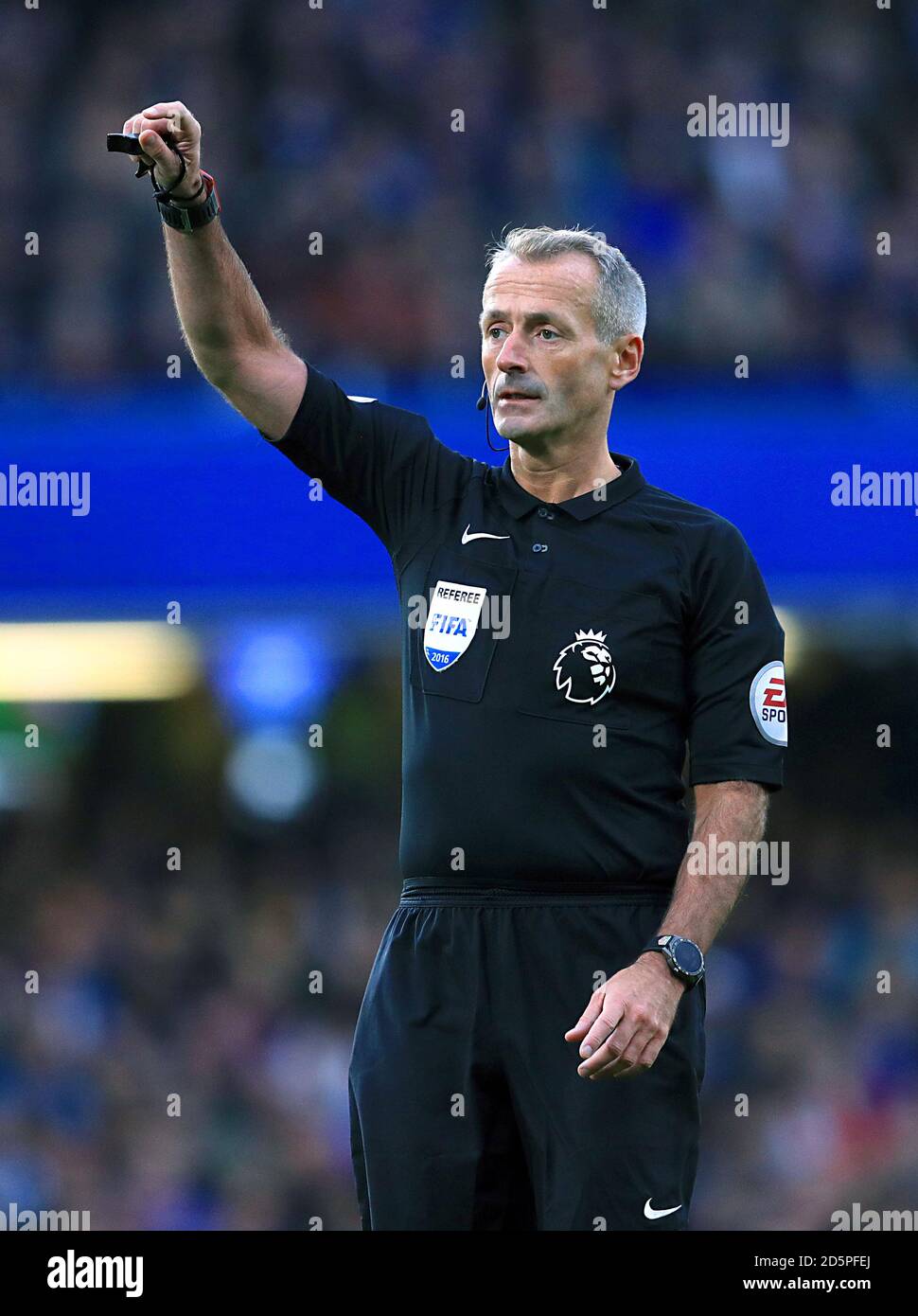 Referee Martin Atkinson Stock Photo - Alamy