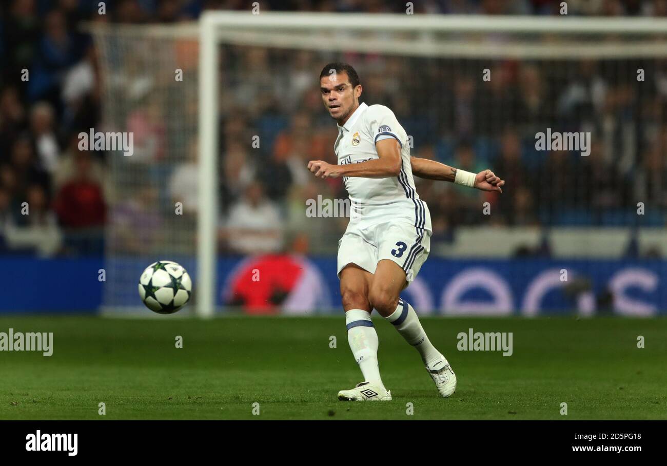 Pepe, Real Madrid Stock Photo - Alamy