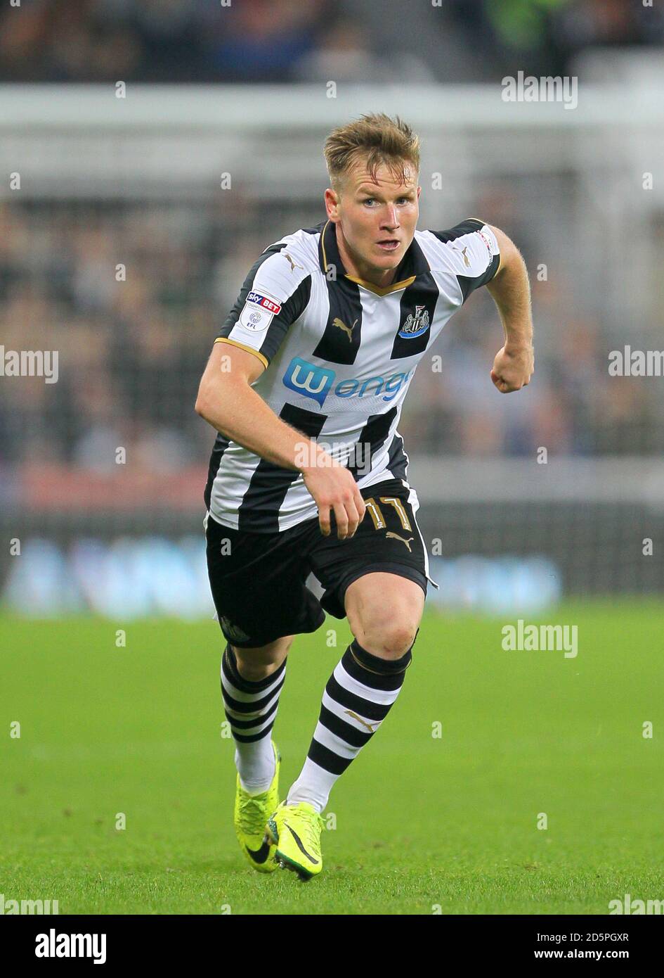 Matt ritchie newcastle united hi-res stock photography and images - Alamy