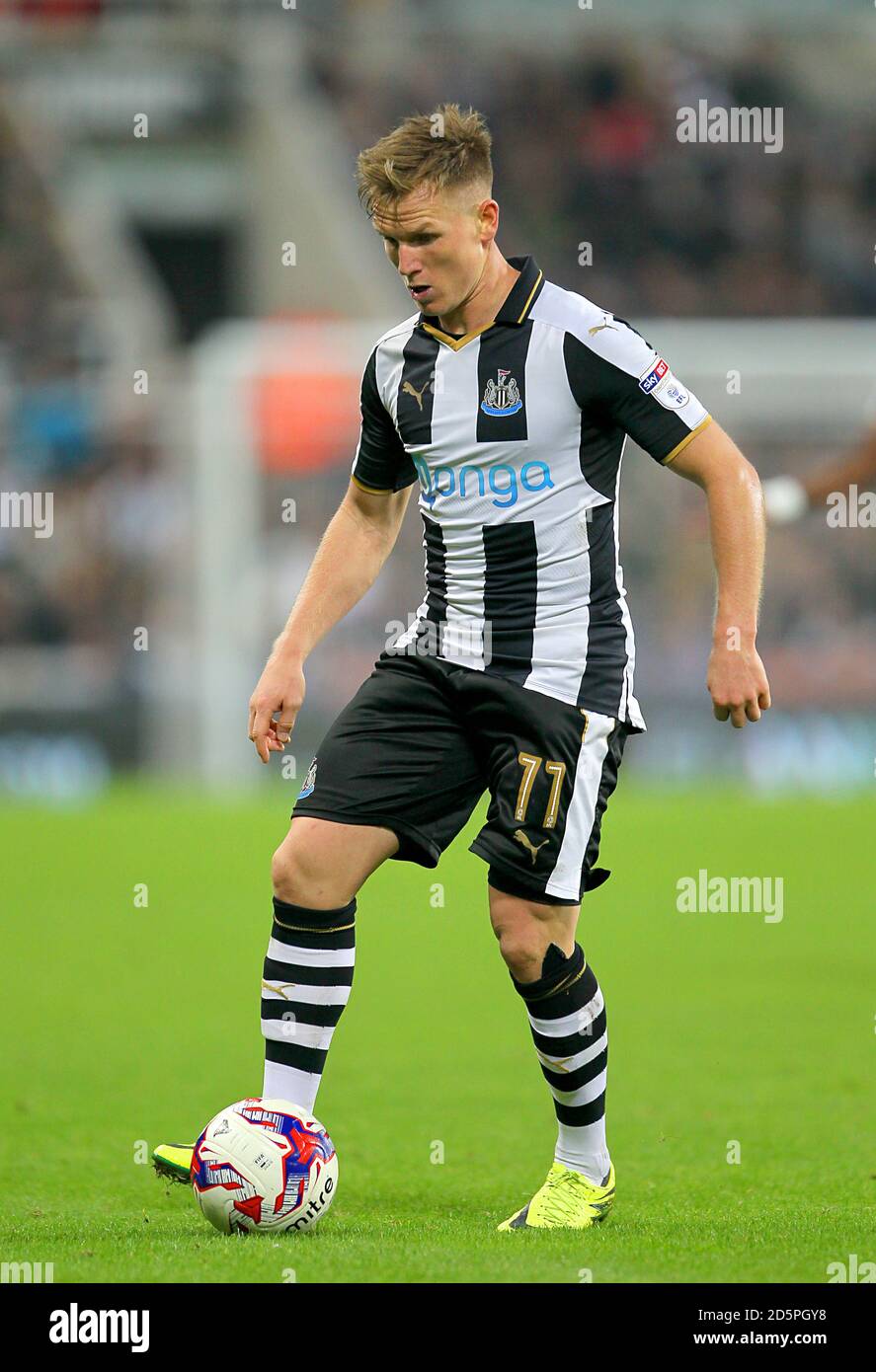 Matt Ritchie, Newcastle United Stock Photo - Alamy