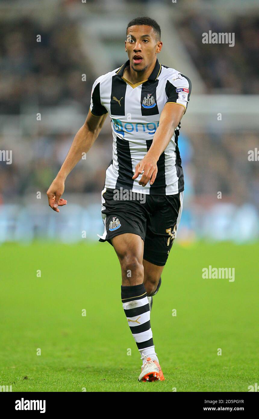 Isaac Hayden, Newcastle United Stock Photo - Alamy