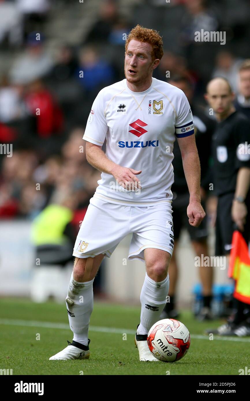 Milton Keynes Dons' Dean Lewington Stock Photo - Alamy