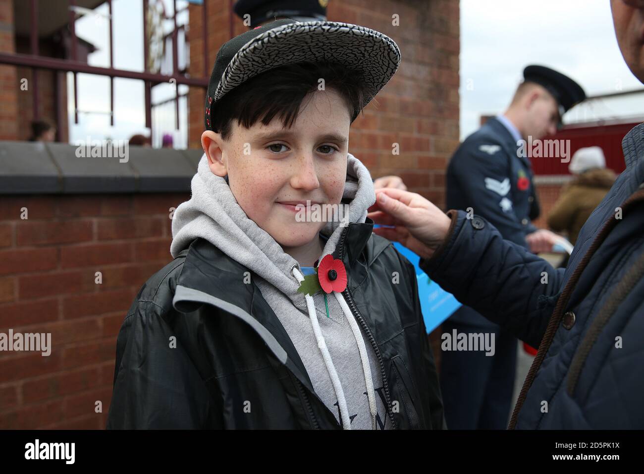 Football mid length half poppy hi-res stock photography and images - Alamy