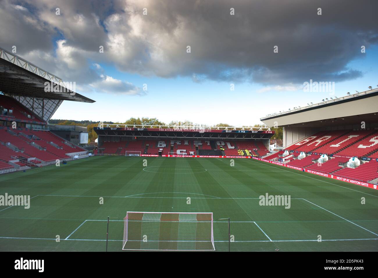 Ashton gate bristol city general hi-res stock photography and images ...