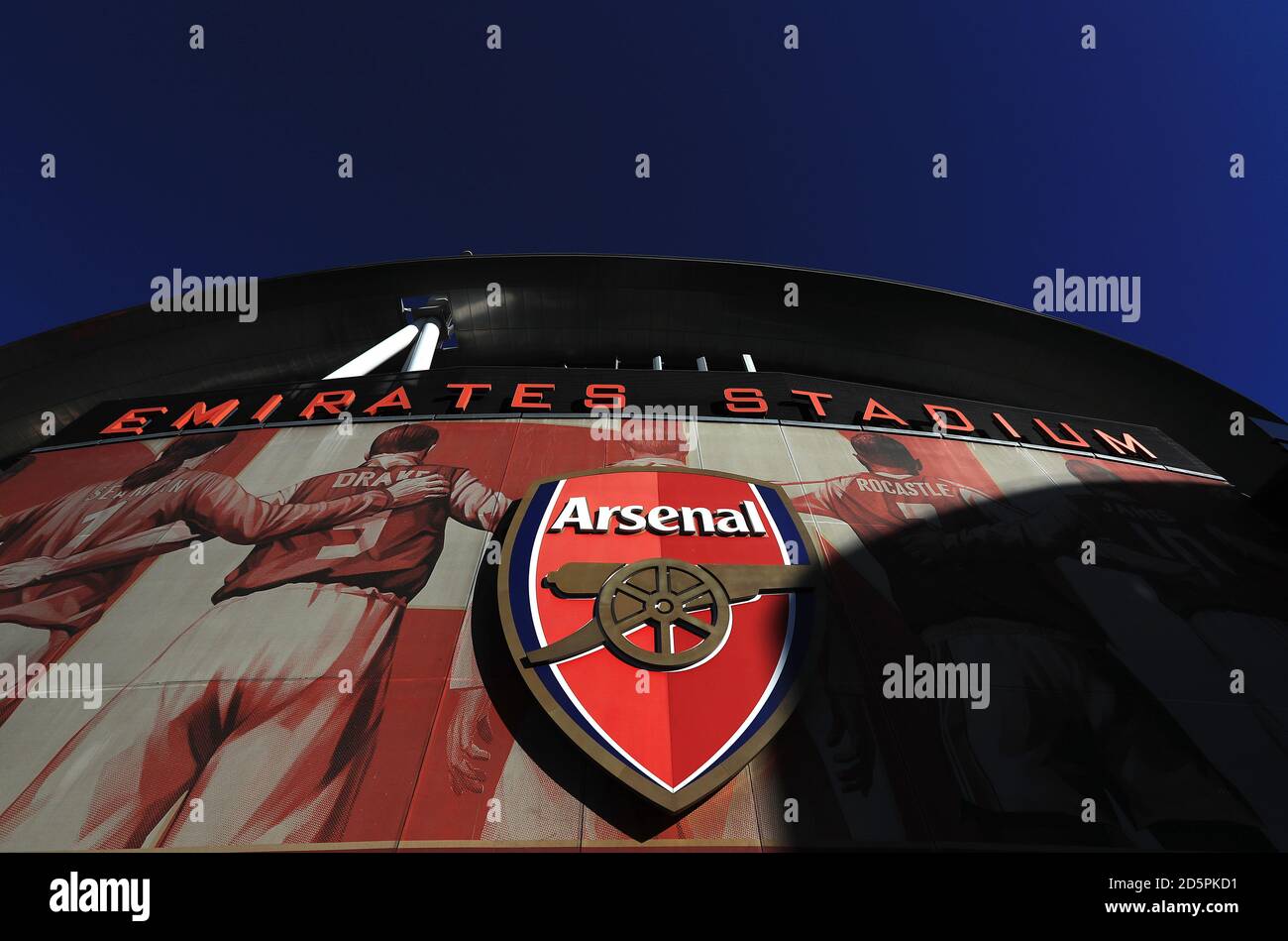 The Arsenal emblem on the side of the ground before the game Stock ...