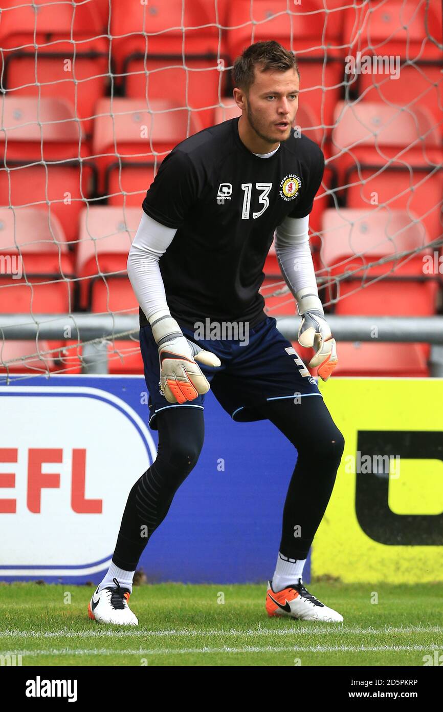 Crewe Alexandra's goalkeeper Dave Richards Stock Photo - Alamy