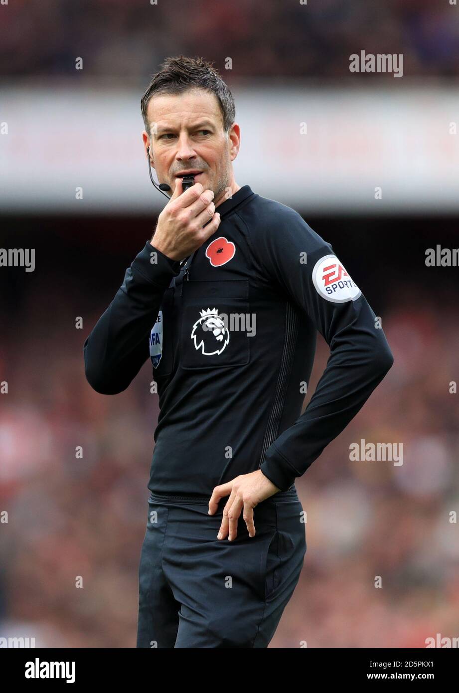 English referee mark clattenburg hi-res stock photography and images ...