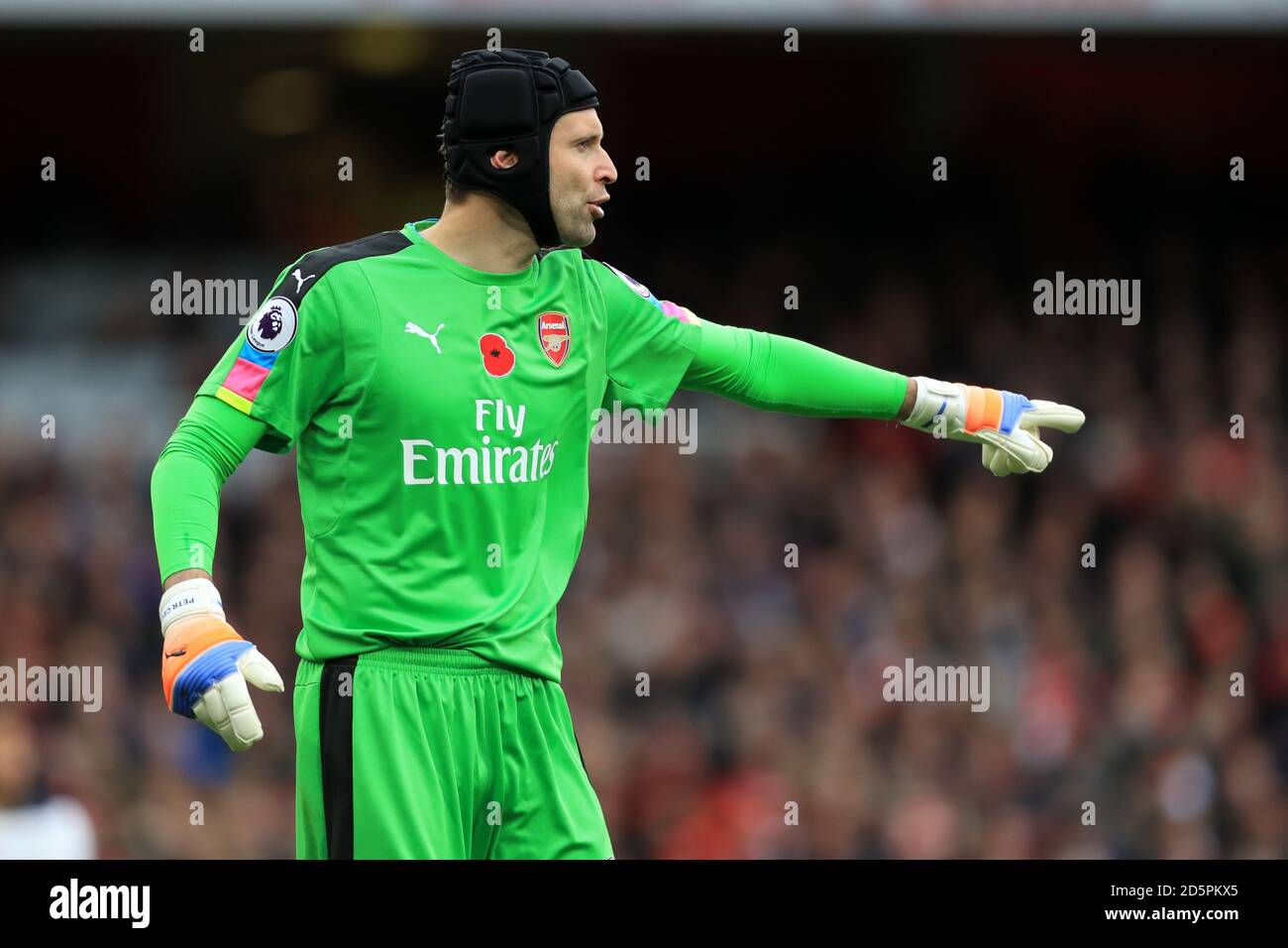 Arsenal goalkeeper Petr Cech Stock Photo - Alamy
