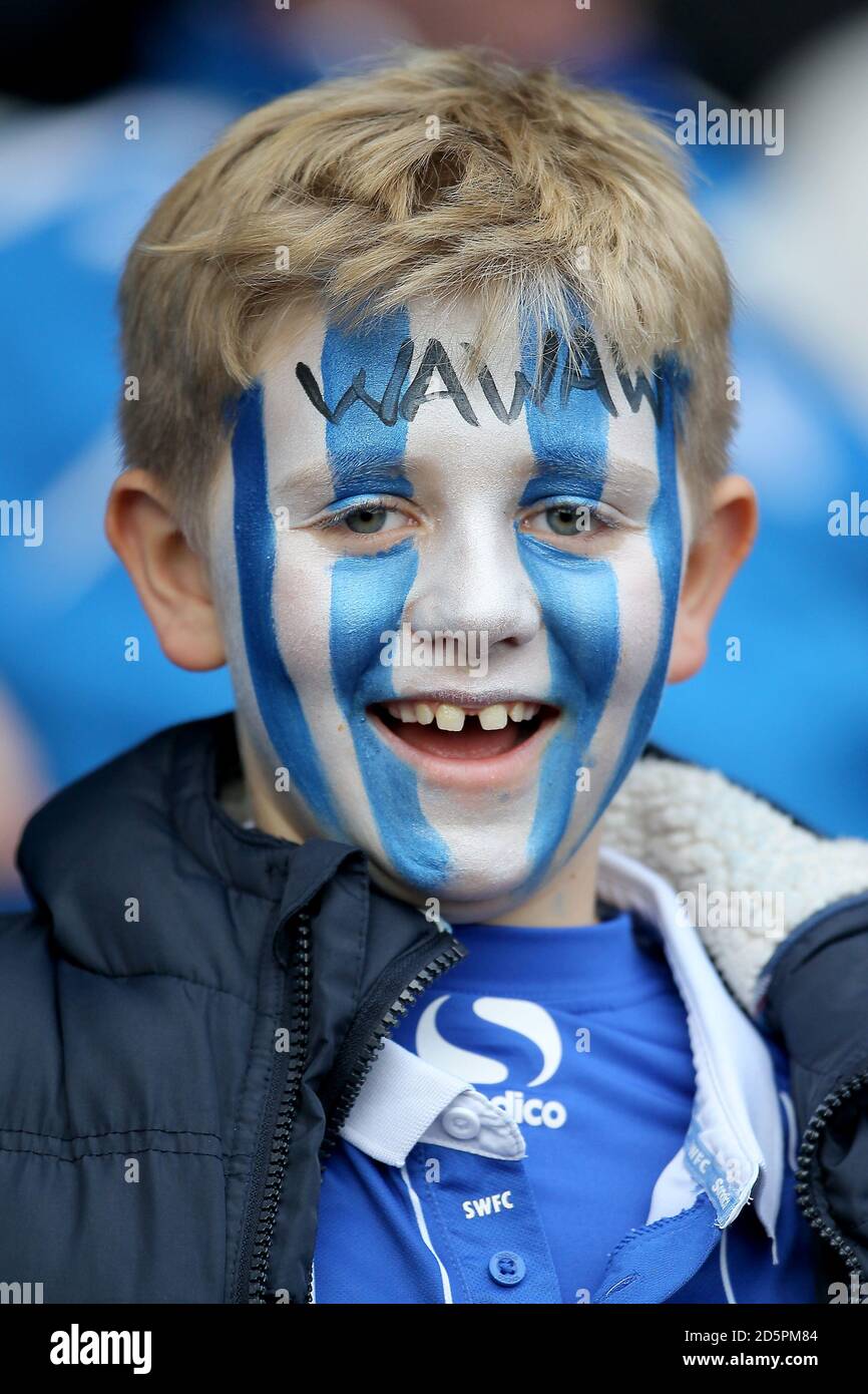 Fan, Sheffield Wednesday Stock Photo - Alamy Fan, Sheffield Wednesday Stock Photo - Alamy