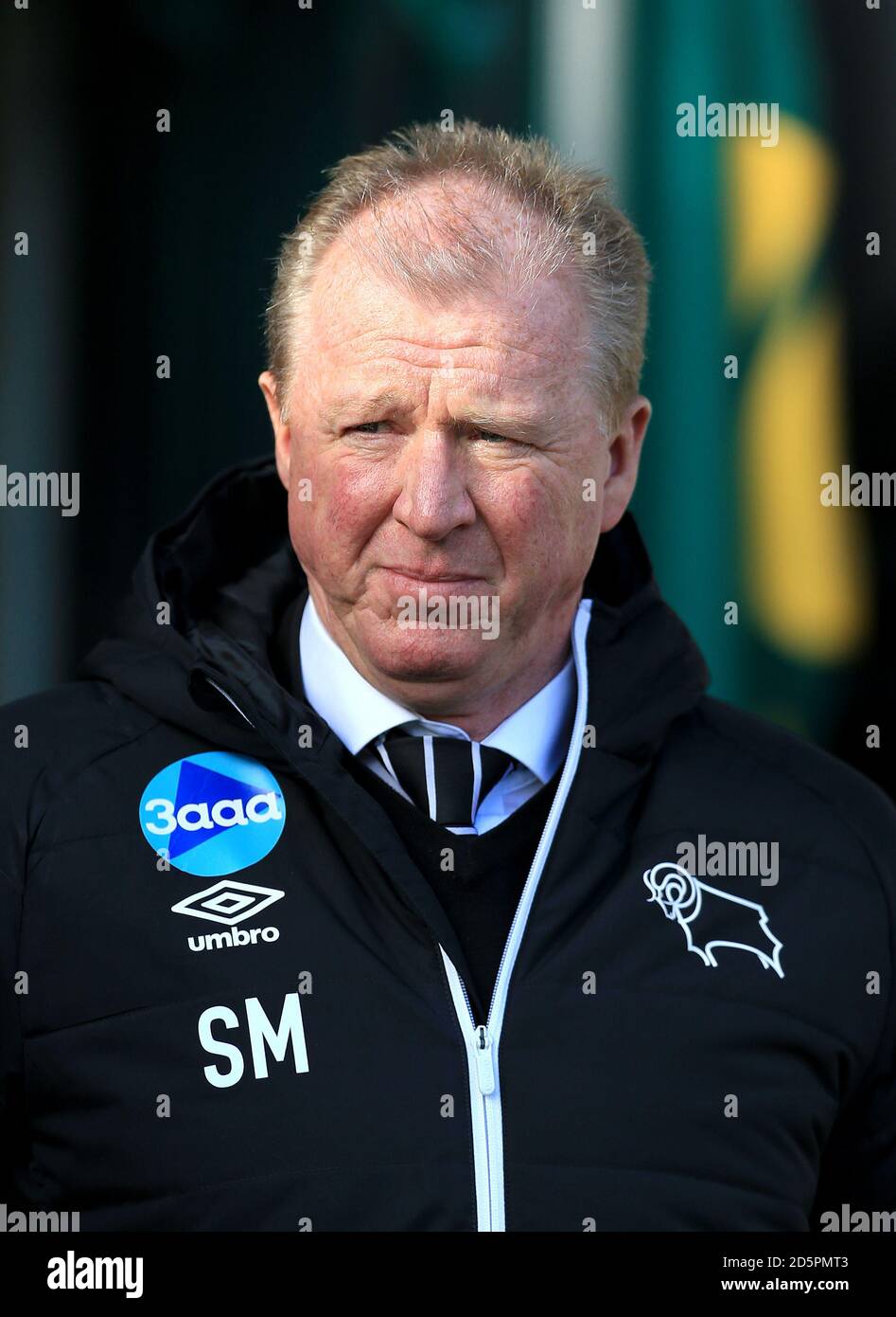 Derby County manager Steve McLaren Stock Photo - Alamy