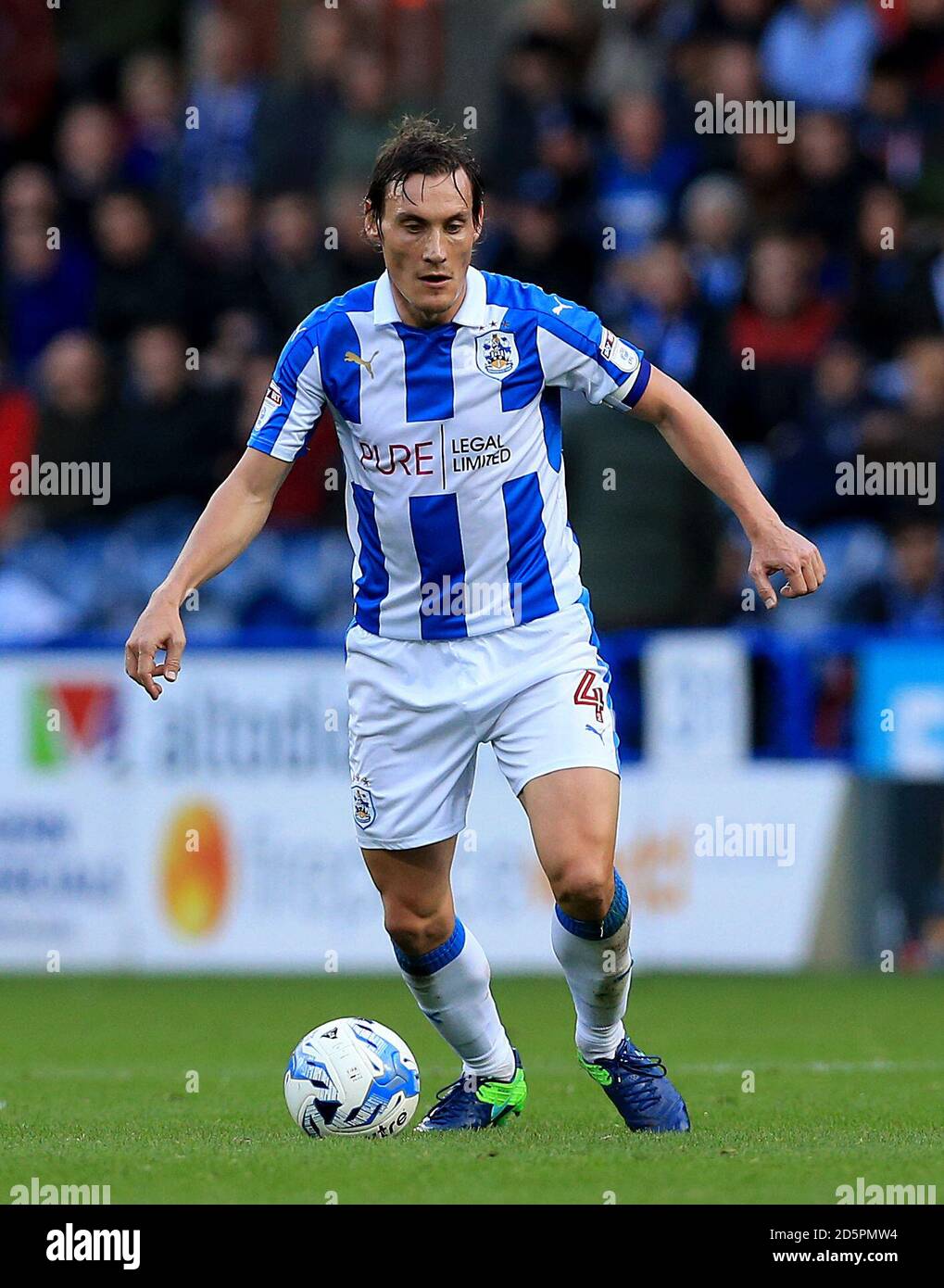 Huddersfield Town's Dean Whitehead Stock Photo - Alamy