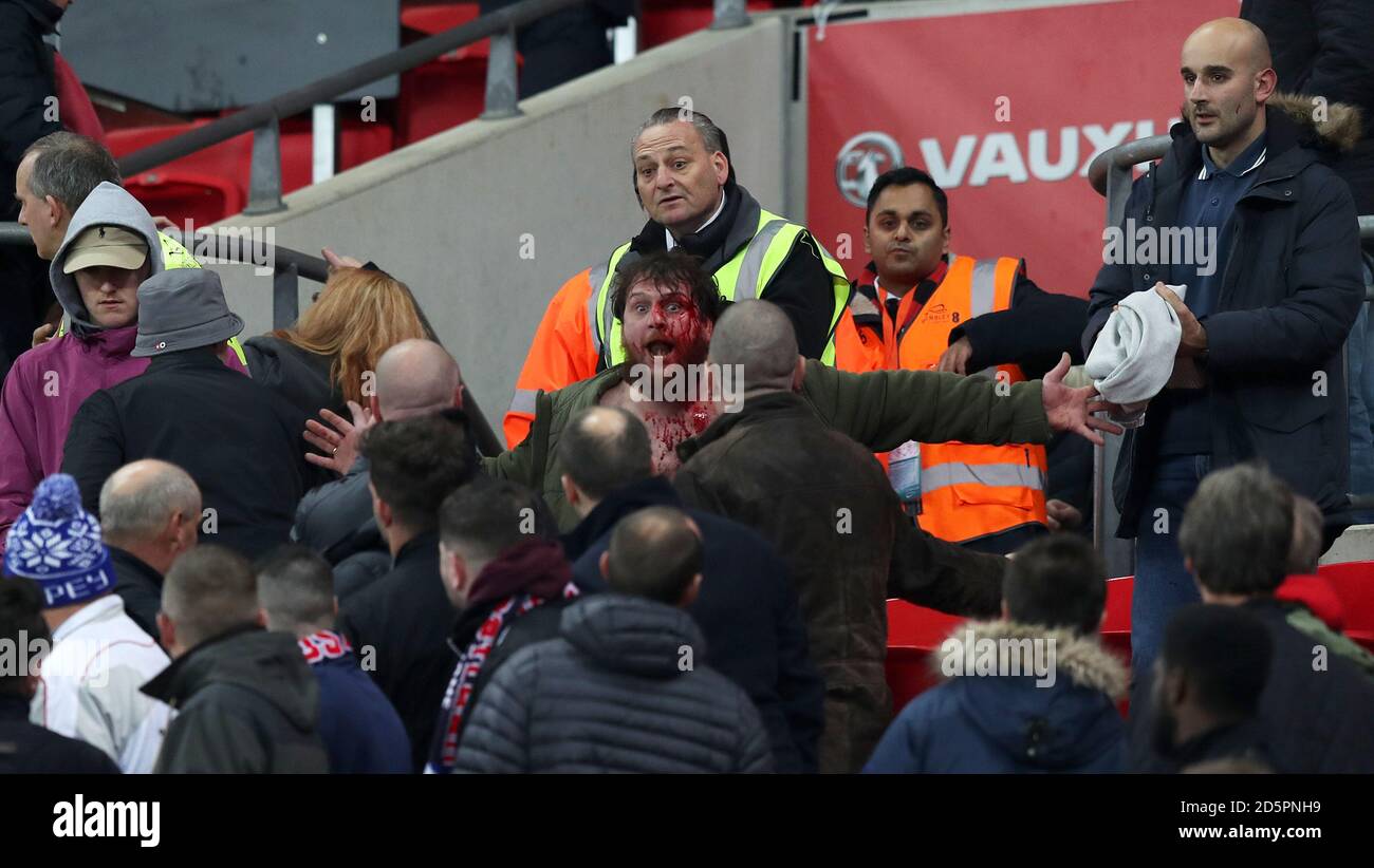 Football hooligans fighting england hi-res stock photography and images ...
