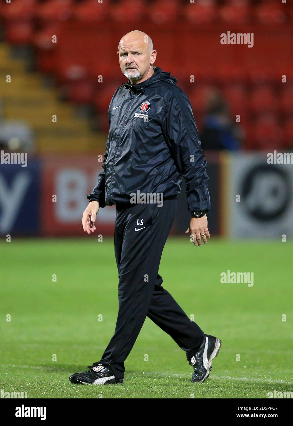 Charlton Athletic Academy Goalkeeping Coach Lee Smelt Stock Photo - Alamy