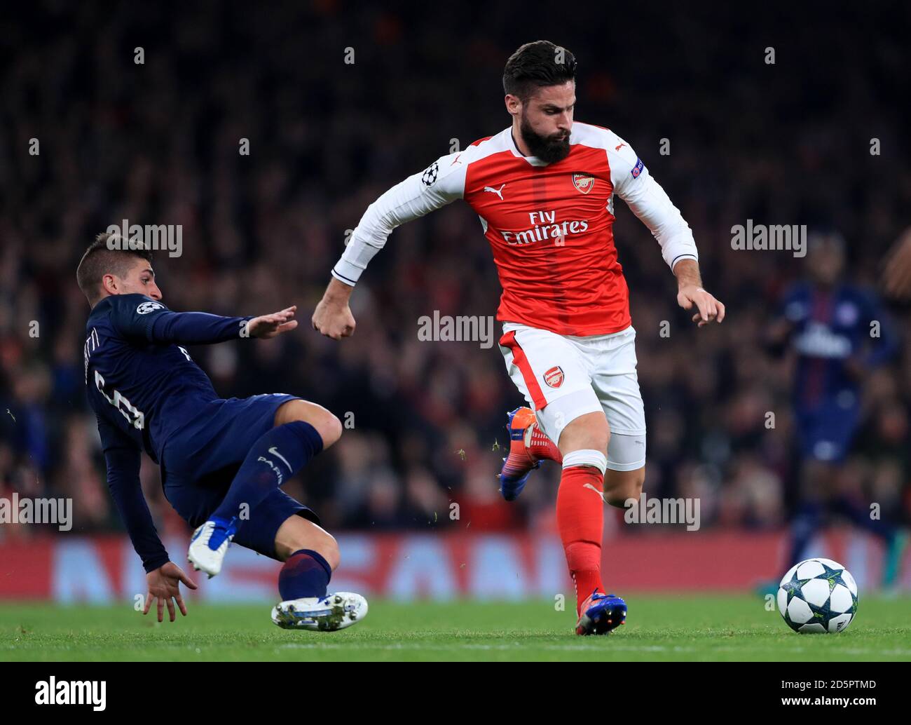 Paris Saint-Germain's Marco Verratti (left) challenges Arsenal's ...