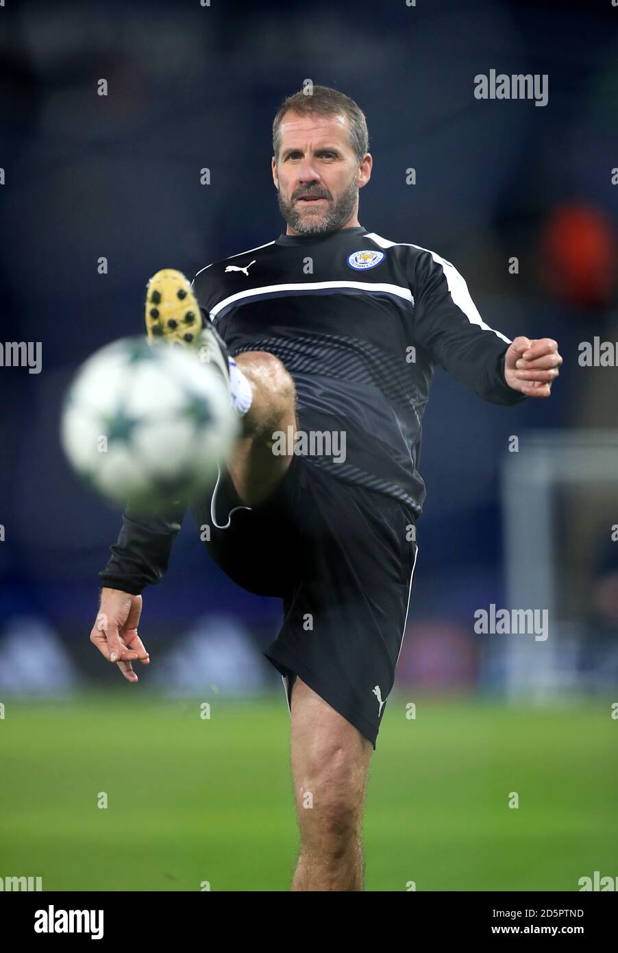 Goalkeeper Coach Mike Stowell, Leicester City Stock Photo - Alamy