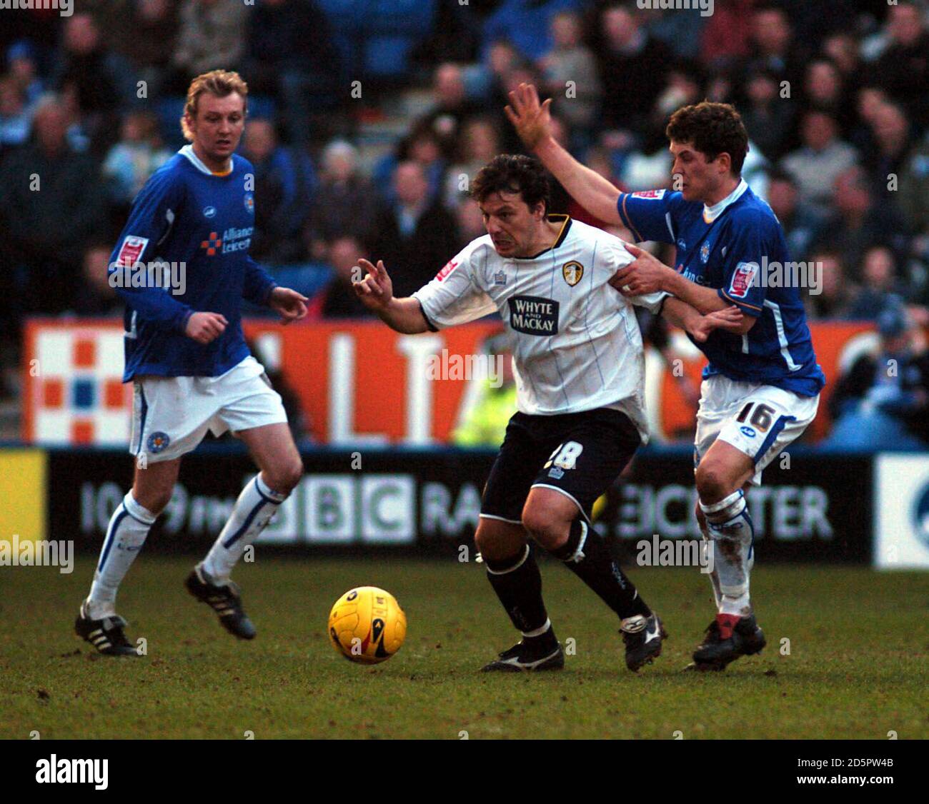 Leicester City's Joey Gudjonsson and Leeds United's Robbie Blake in ...