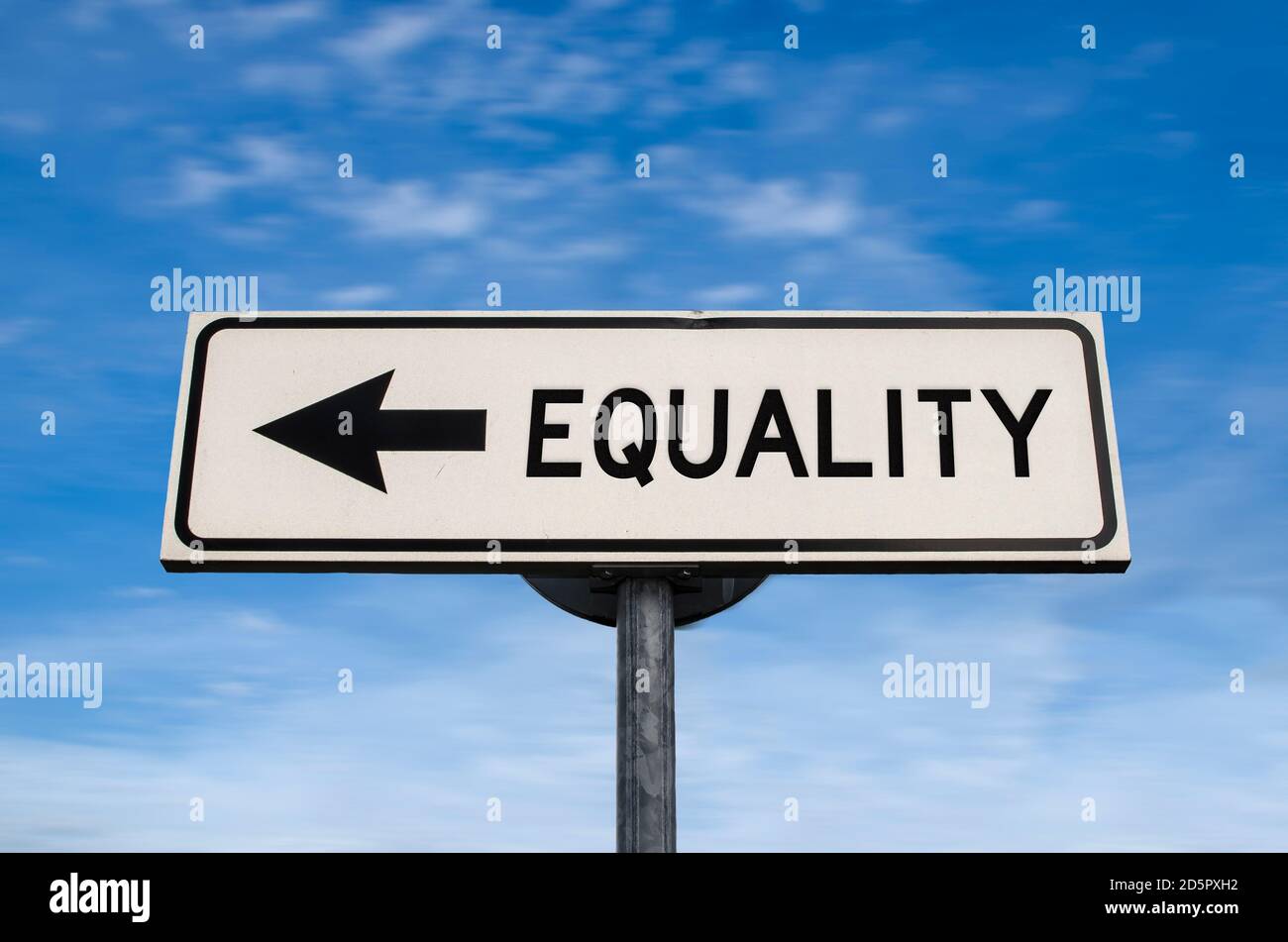 Equal sign hi-res stock photography and images - Alamy