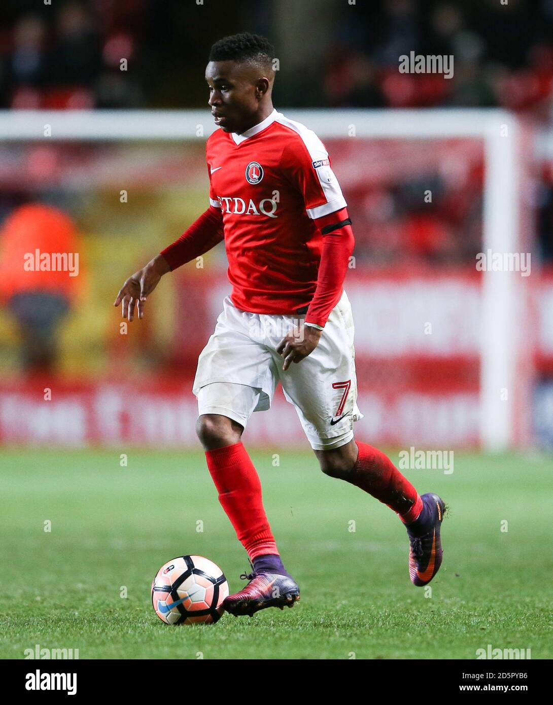 Charlton Athletic's Ademola Lookman Stock Photo - Alamy