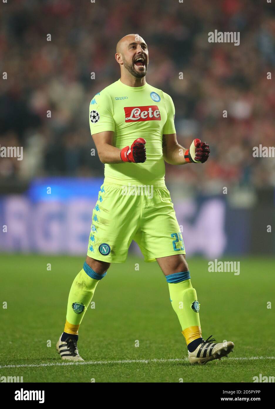 Napoli goalkeeper Pepe Reina celebrates his side's 2nd goal against ...