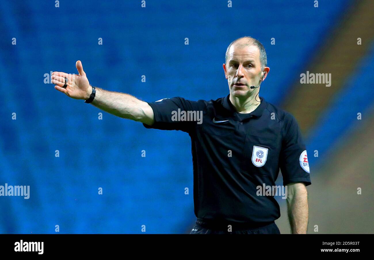 Referee Graham Horwood Stock Photo - Alamy
