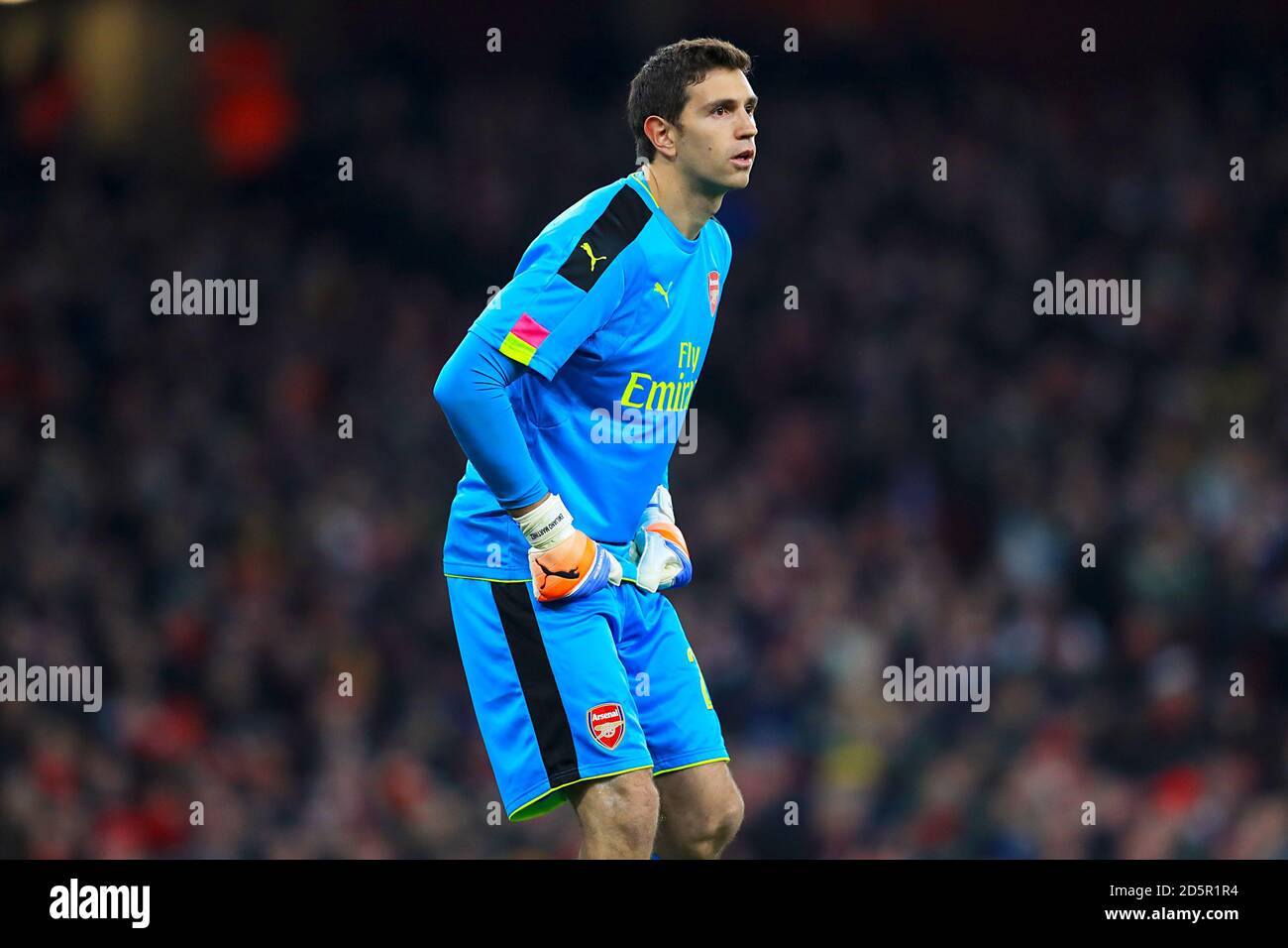 Arsenal goalkeeper emiliano martinez hi-res stock photography and ...
