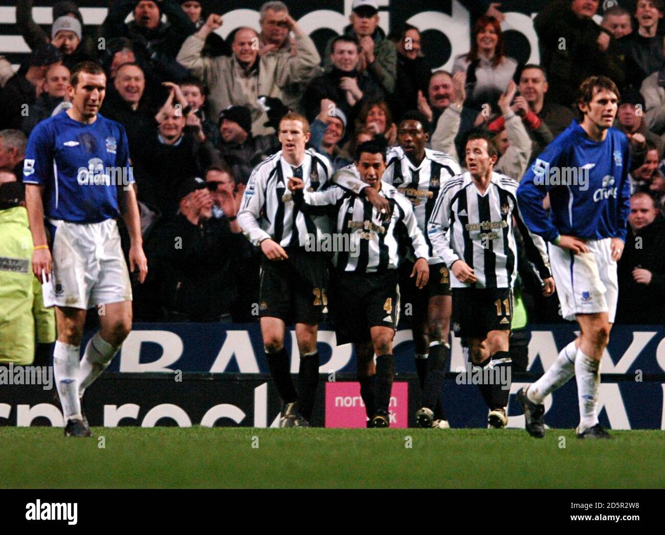 Nolberto solano newcastle hi-res stock photography and images - Alamy
