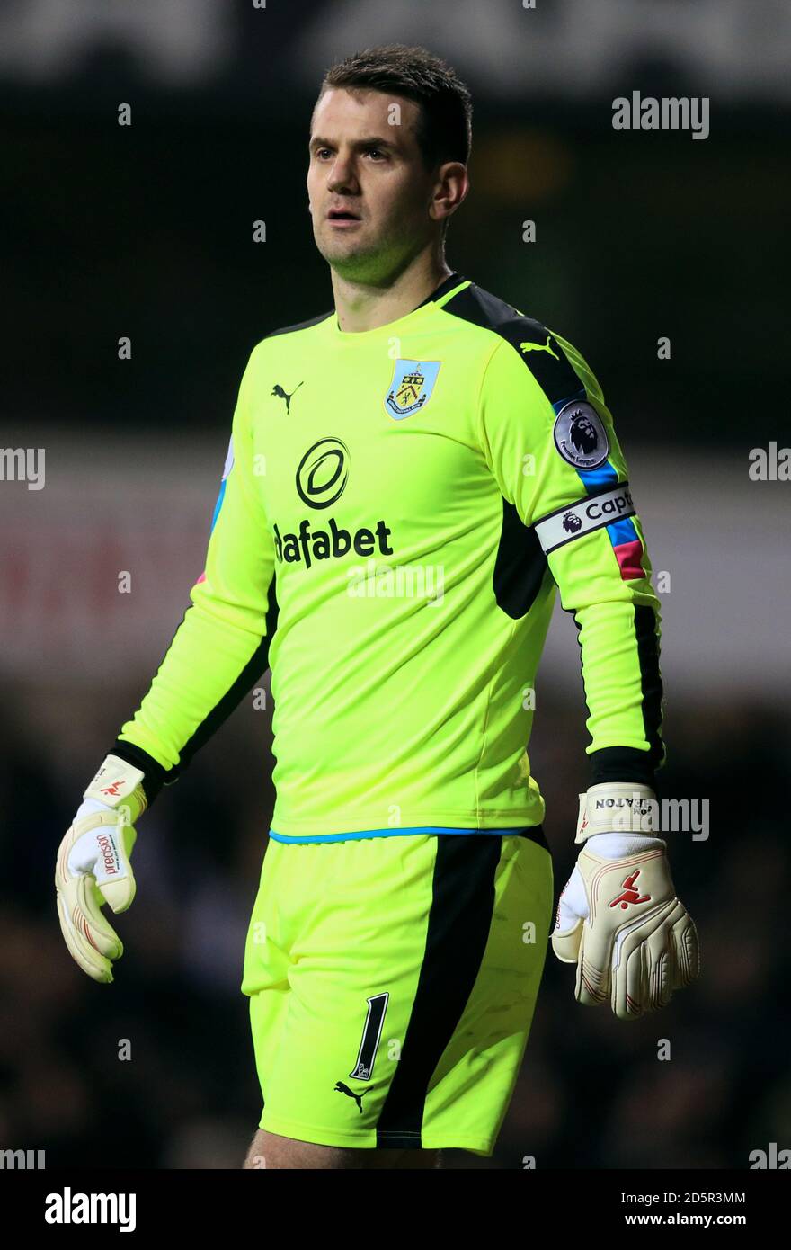 Burnley goalkeeper Tom Heaton Stock Photo - Alamy