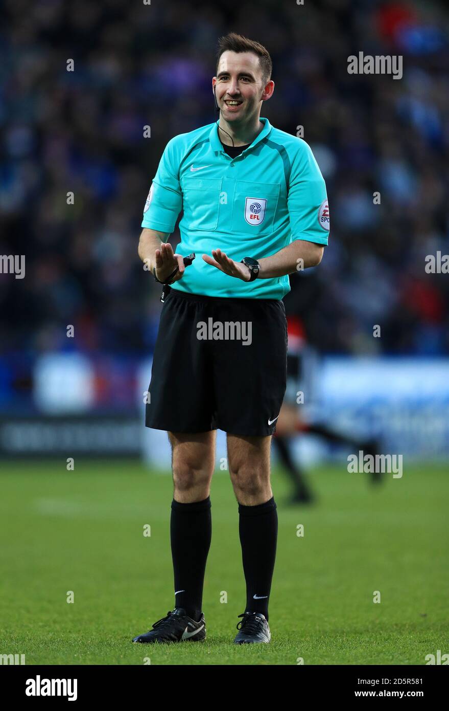 Referee Chris Kavanagh Stock Photo - Alamy