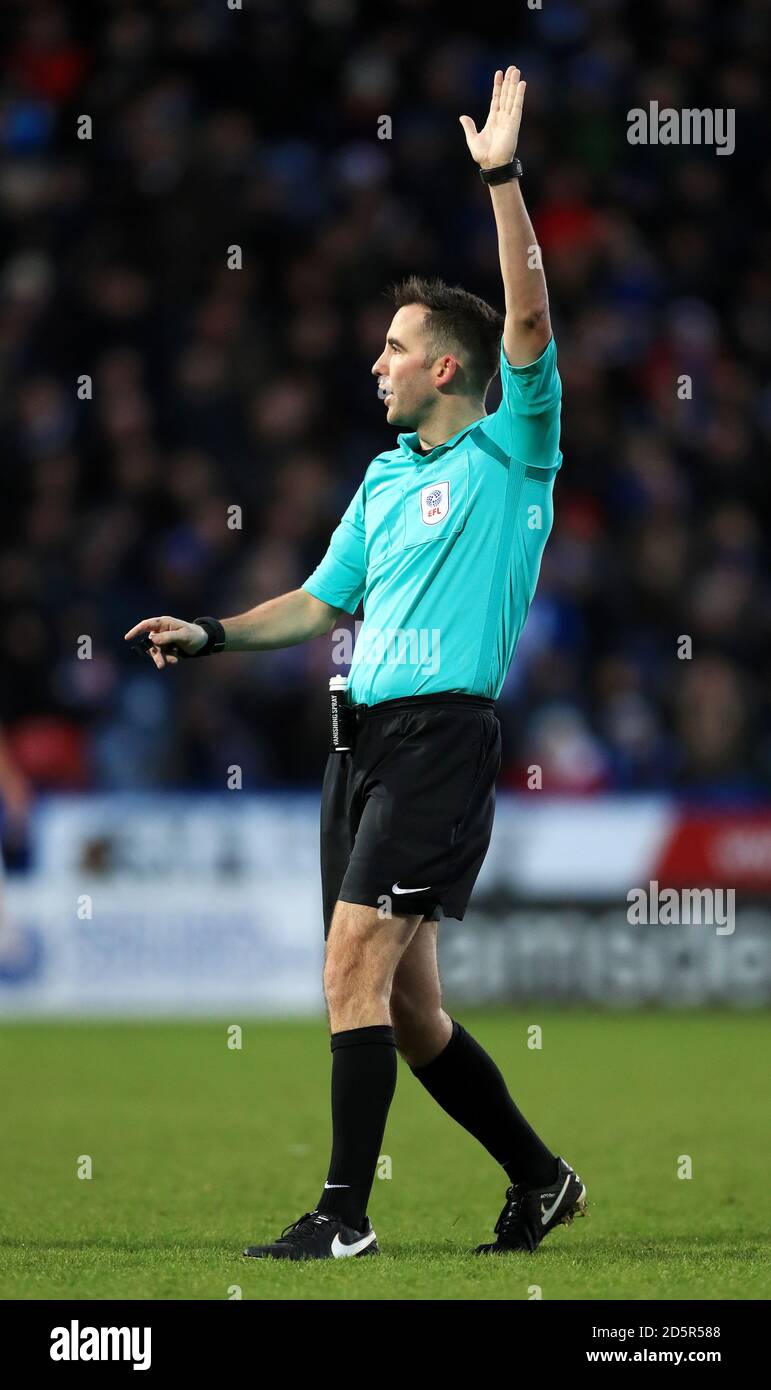 Football chris kavanagh hi-res stock photography and images - Alamy