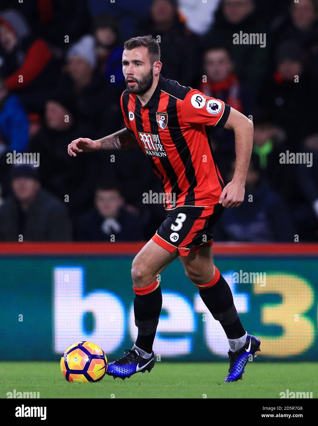 AFC Bournemouth's Steve Cook Stock Photo - Alamy