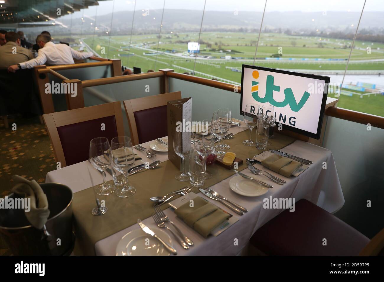 Panoramic restaurant cheltenham hi-res stock photography and images - Alamy