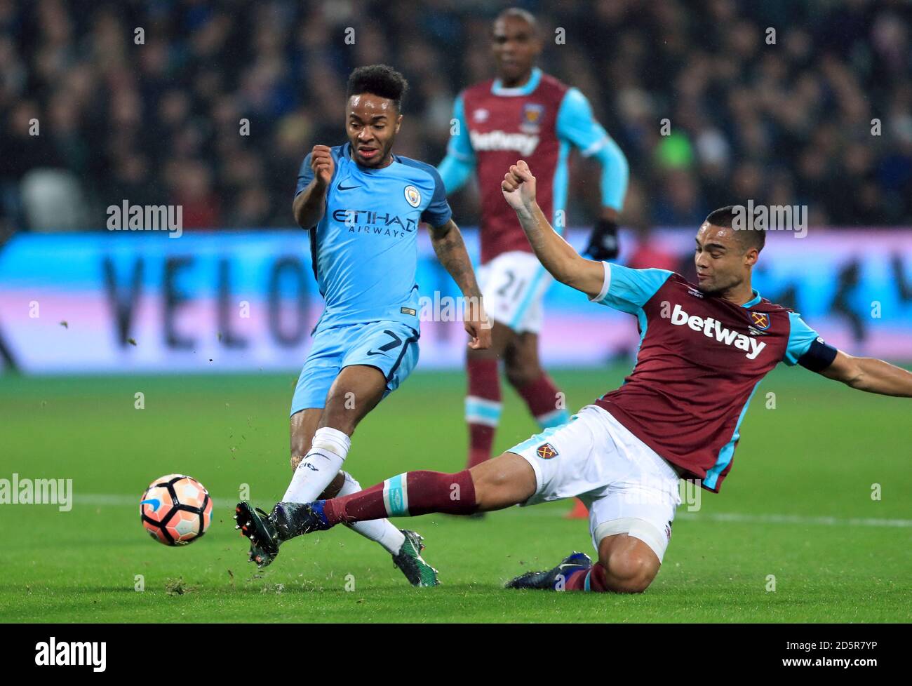 Challenges manchester citys raheem sterling hi-res stock photography ...