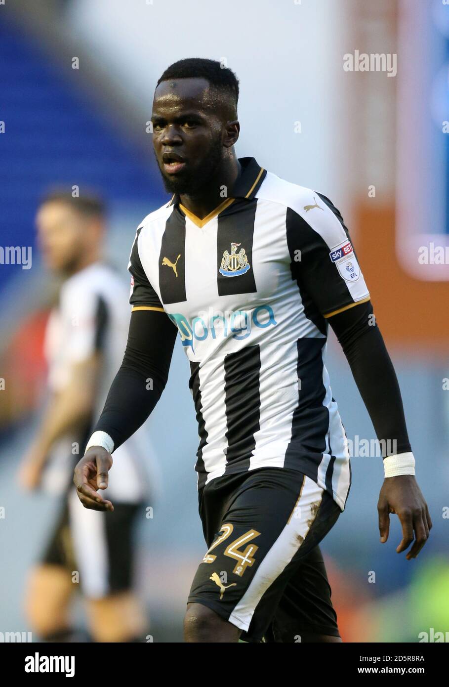 Newcastle uniteds cheik tiote hi-res stock photography and images - Alamy