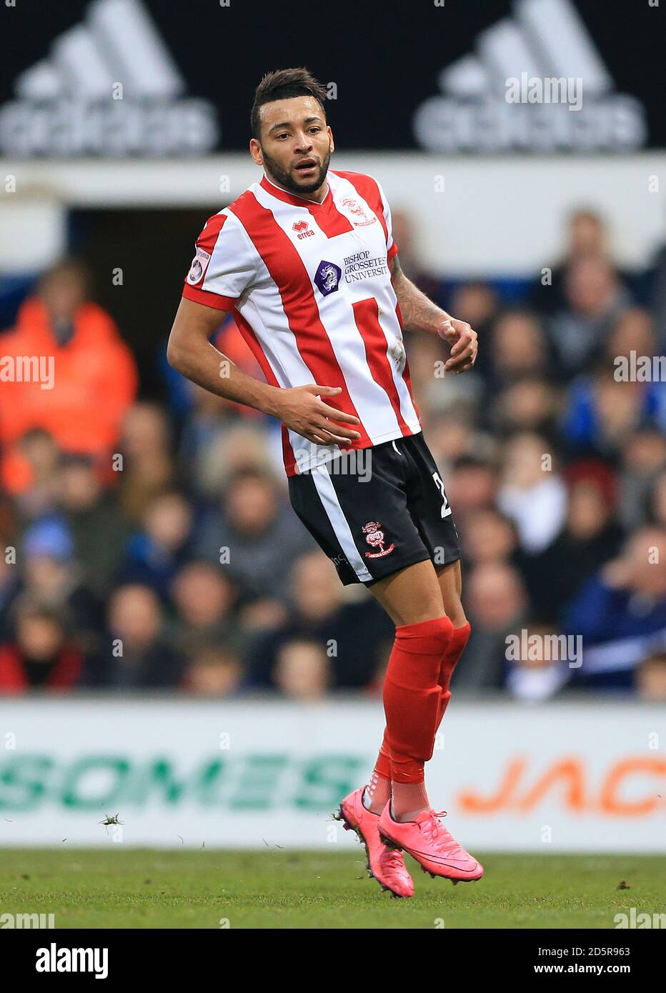 Lincoln City's Nathan Arnold Stock Photo - Alamy