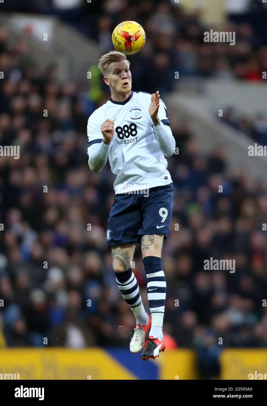 Preston North End's Simon Makienok Stock Photo - Alamy